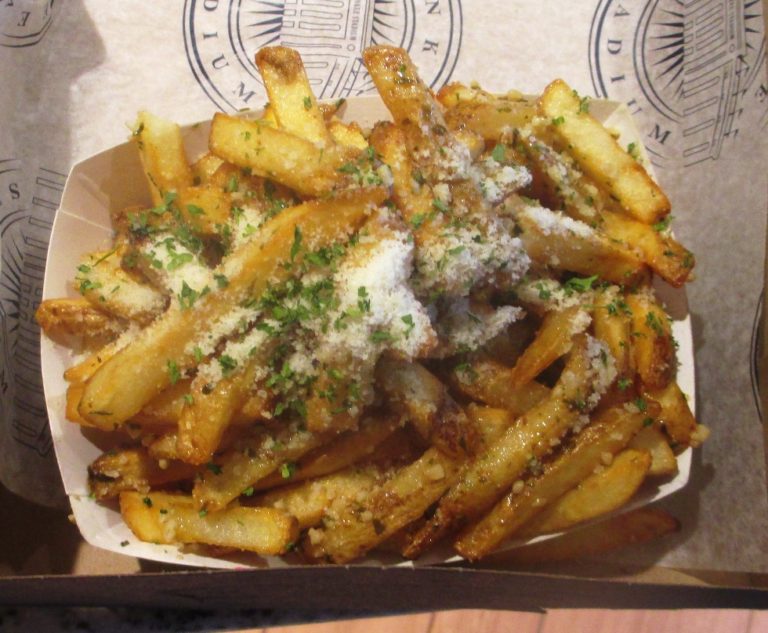 Yankee Stadium Food Menu 2025 | New York Yankees