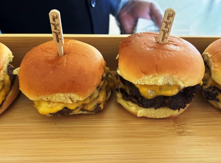 Yankee Stadium Food Menu 2025 | New York Yankees