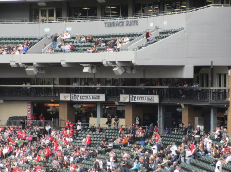 Guaranteed Rate Field Seating Tips | Chicago White Sox