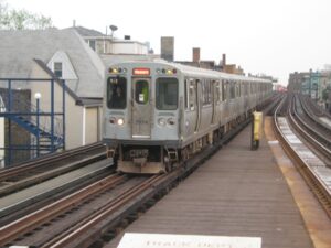 Best Ways to Get to Wrigley Field | Chicago Cubs