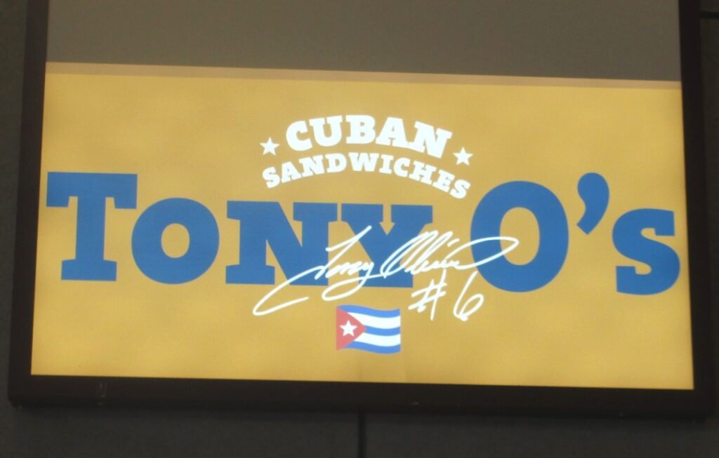 Best Target Field Food Items | Minnesota Twins - MLB Ballpark Guides